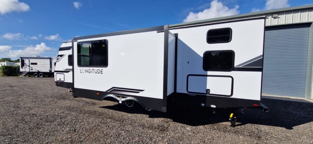 5th Wheel Caravan with Bunkhouse | American Caravans Ltd